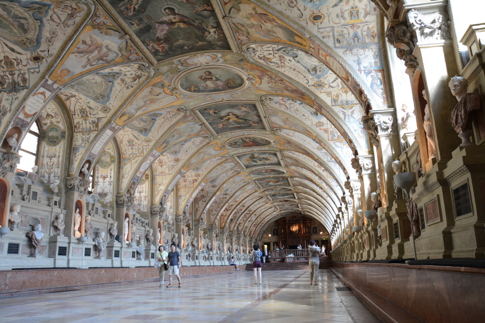 A Visit to: Residenz in Munich - Reverberations
